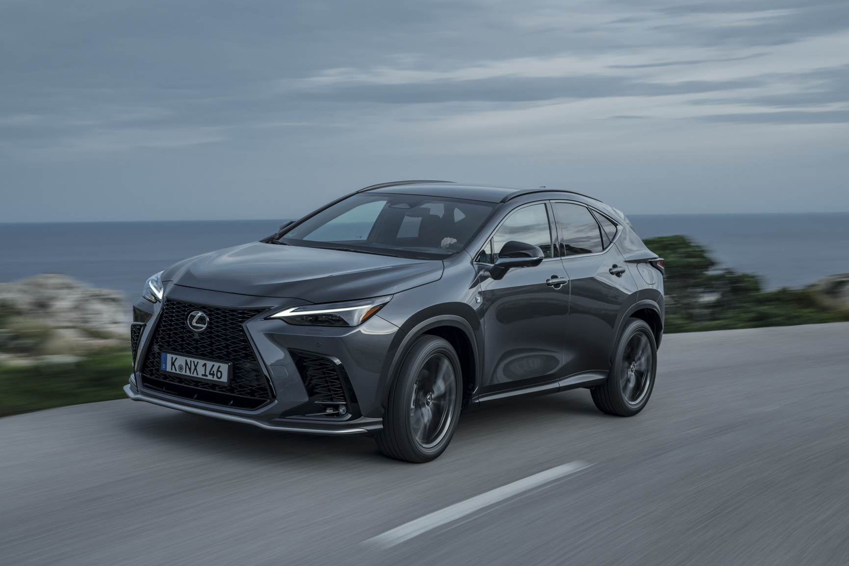 Lexus tredubblar försäljningen i Sverige — Toyota