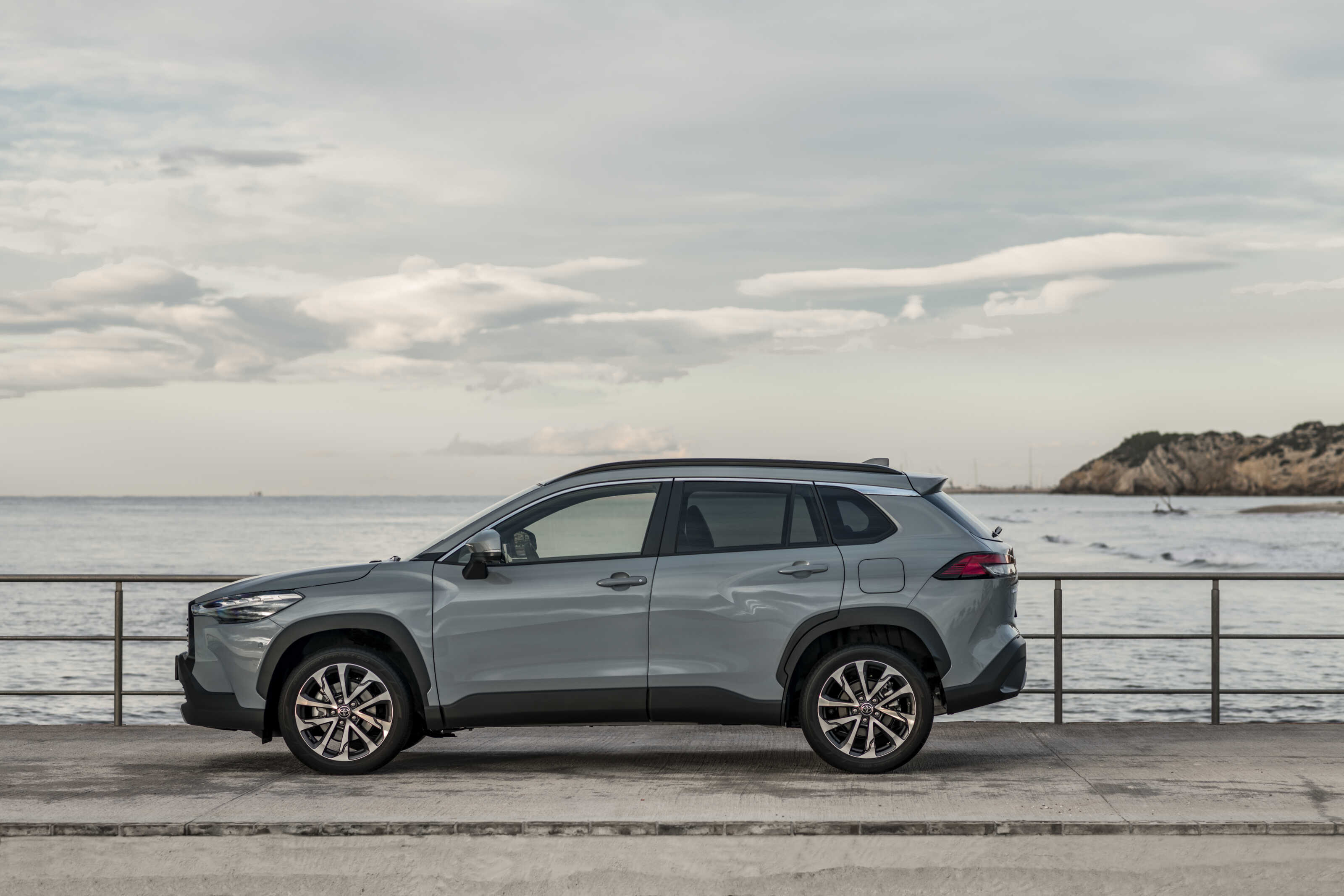 Nya Toyota Corolla Cross — Toyota